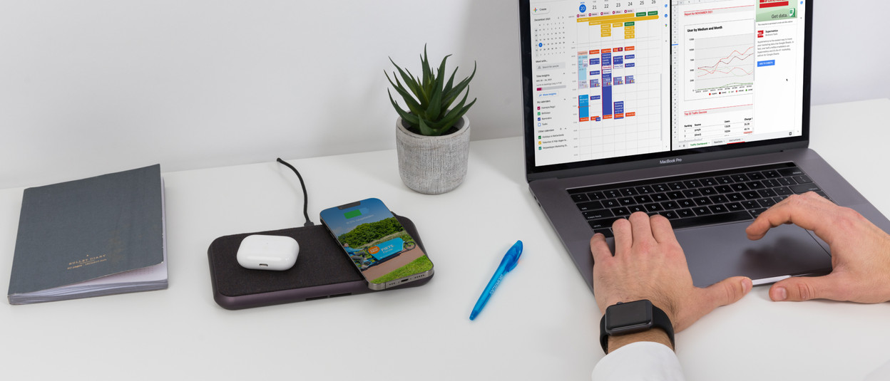 iPhone opladen - Coolblue - Voor 23.59u, morgen in huis