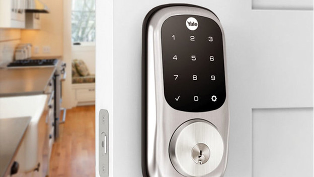 In what ways can you open a smart doorlock? - Coolblue - anything for a ...