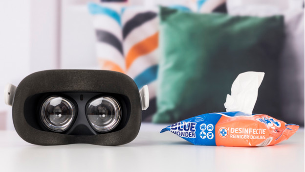 How do you maintain your Meta Quest VR headset? - Coolblue - anything ...