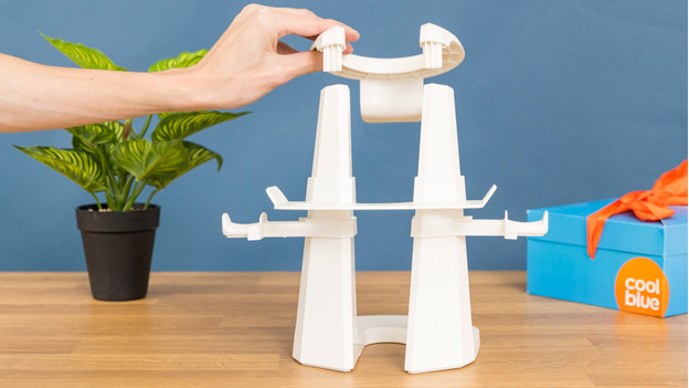 How do you install the BlueBuilt VR headset stand? - Coolblue ...