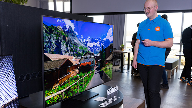 Expert review of the Samsung 8K QN800C Neo QLED TV - Coolblue ...
