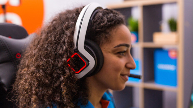 The best entry-level laptop gaming setup - Coolblue - anything for a smile