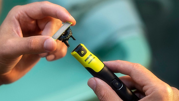 Everything on the Philips OneBlade Pro 360 - Coolblue - anything for a ...