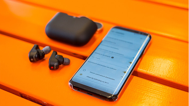 How do you ensure a good connection with your Sony earbuds? - Coolblue ...