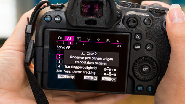 Expert review of the Canon EOS R6 - Coolblue - anything for a smile