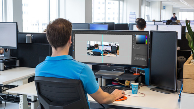 What screen size do I need? - Coolblue - anything for a smile