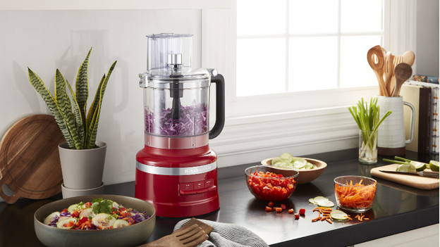 Chop, cut, and grate with a food processor - Coolblue - anything for a ...