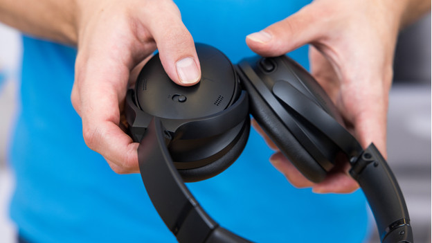 Get started with your Bose QuietComfort Headphones - Coolblue ...