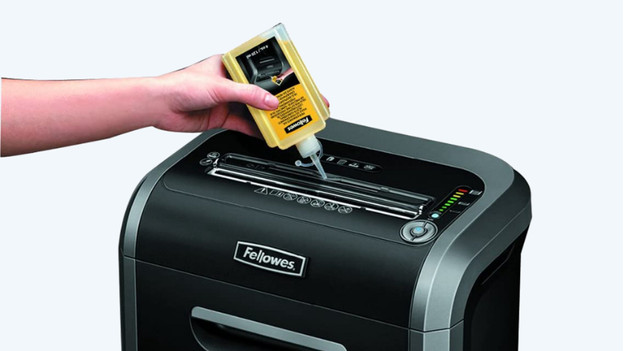 How do you repair a jammed paper shredder? - Coolblue - anything for a ...