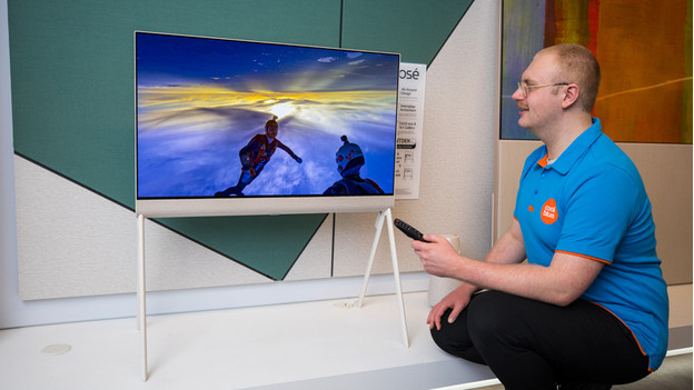 Specialisten review van de LG OLED Posé - Coolblue - alles voor een ...