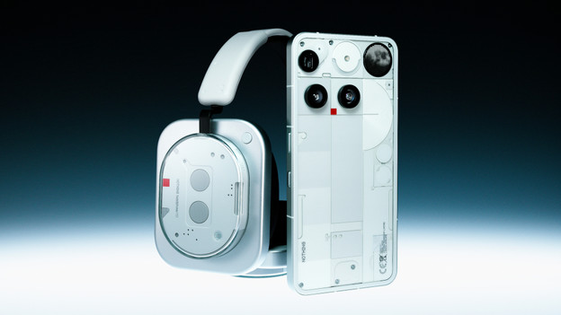 What's the Nothing Phone? - Coolblue - anything for a smile