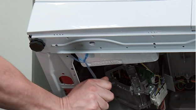 How do you remove polystyrene from your Beko washing machine ...