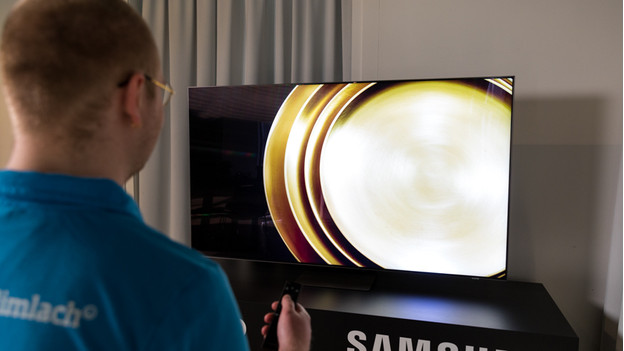 Expert review of the Samsung Neo QLED QN95B - Coolblue - anything for a ...