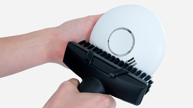 How do you maintain a smoke detector? - Coolblue - anything for a smile