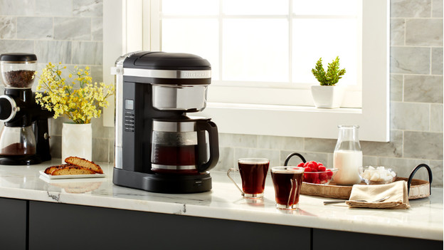 What is a KitchenAid filter coffee machine? - Coolblue - anything for a ...