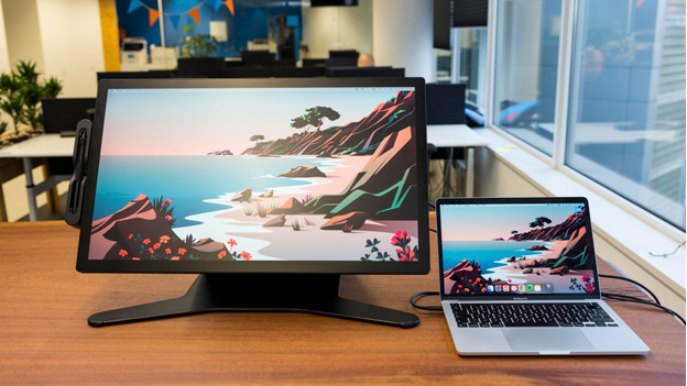 Expert review of the Wacom Cintiq Pro 27 with Stand - Coolblue ...