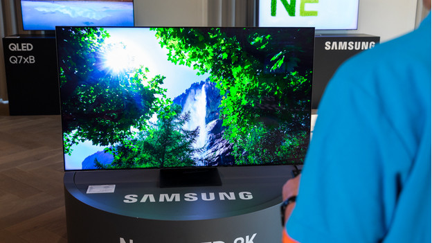 Expert review Samsung Neo QLED 8K QN800B - Coolblue - anything for a smile