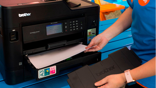 How do I solve a paper jam and how do I prevent them? - Coolblue ...