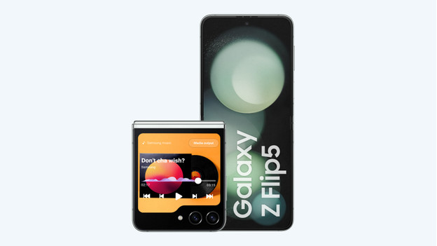Expert review of the Samsung Galaxy Z Flip 5 - Coolblue - anything for ...