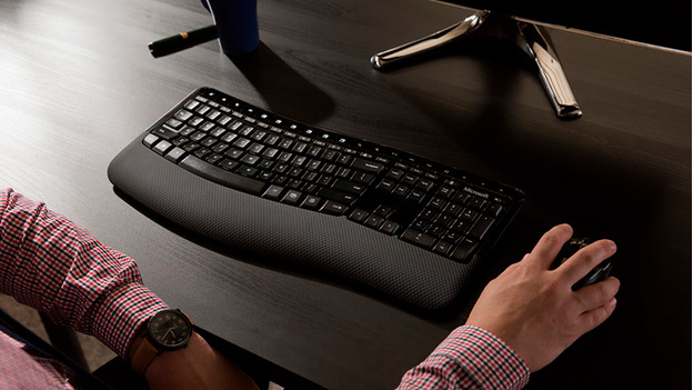The advantages of a keyboard and mouse set - Coolblue - anything for a ...