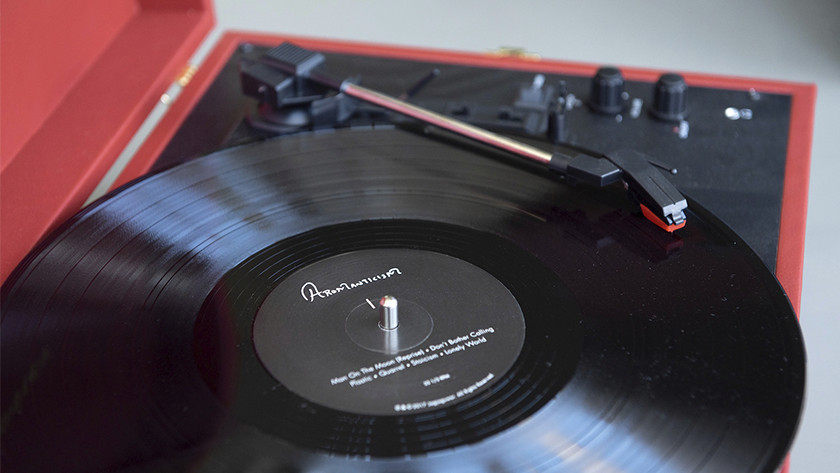 How do you choose the right record player? - Coolblue - Before 23:59 ...