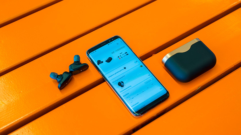 Fully wireless earbuds - Coolblue - Before 23:59, delivered tomorrow