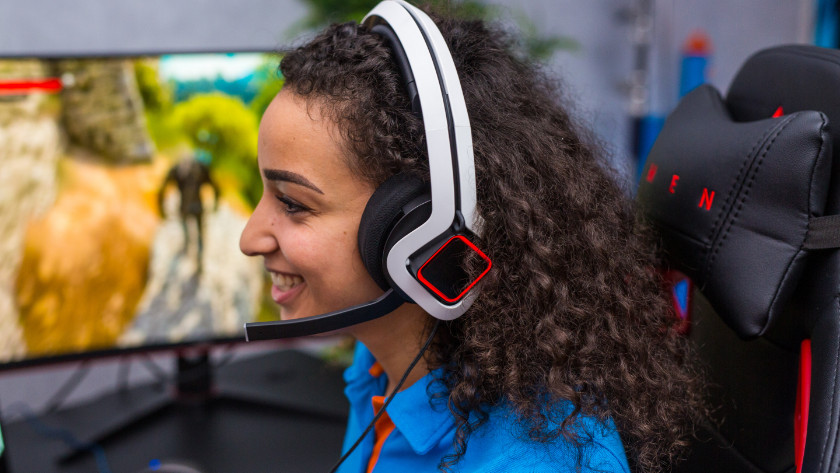 How do you connect your gaming headset to your PC? - Coolblue ...