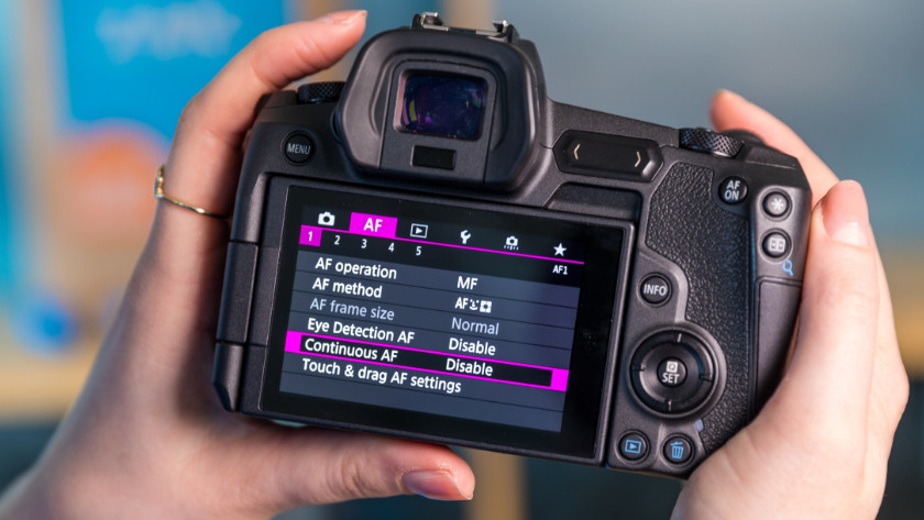 Compare the Canon EOS RP to the EOS R and the EOS R6 - Coolblue ...