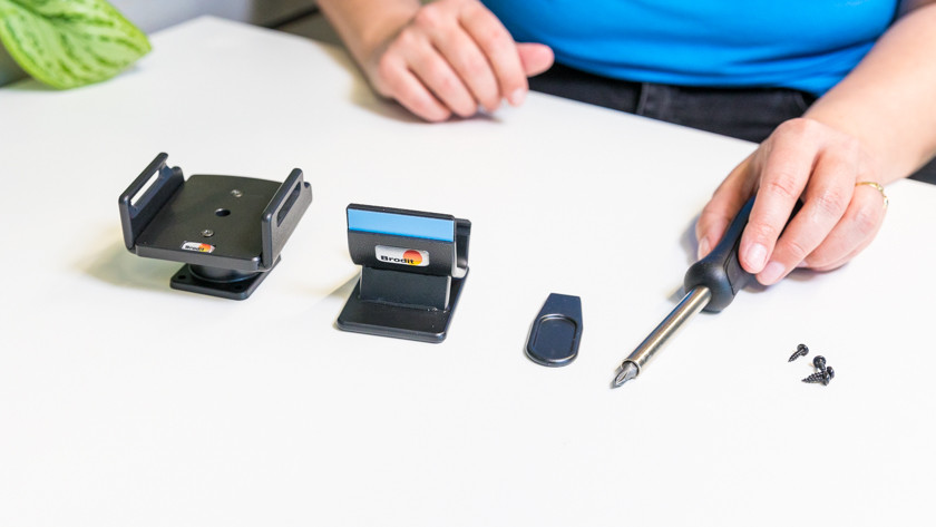 How do you set up your Brodit phone mount and ProClip? - Coolblue ...