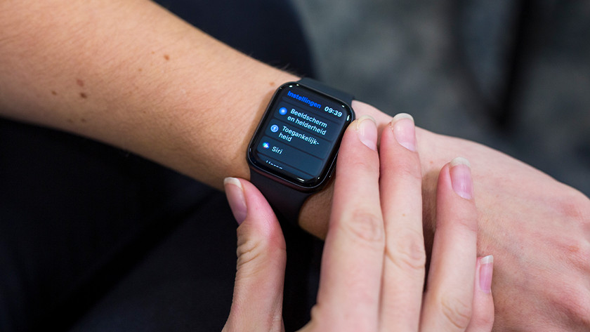 Hoe gebruik je Siri op Apple Watch? - Coolblue - Voor 23.59u, morgen in ...