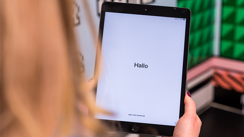Hoe installeer je Apple iPad? - Coolblue - alles voor een glimlach