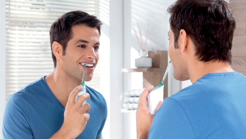 Getting started with your electric flosser - Coolblue - anything for a ...