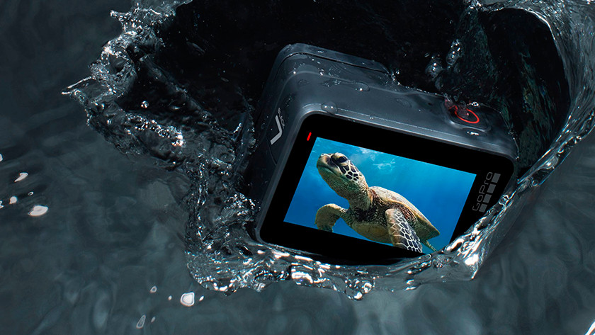 The best cameras for summer vacation - Coolblue - anything for a smile