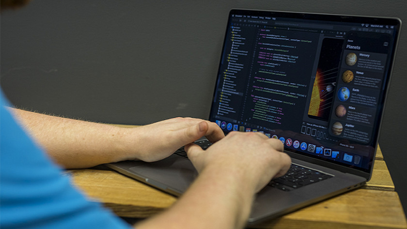 Everything on the Apple MacBook Pro 16 inches (2019) - Coolblue ...