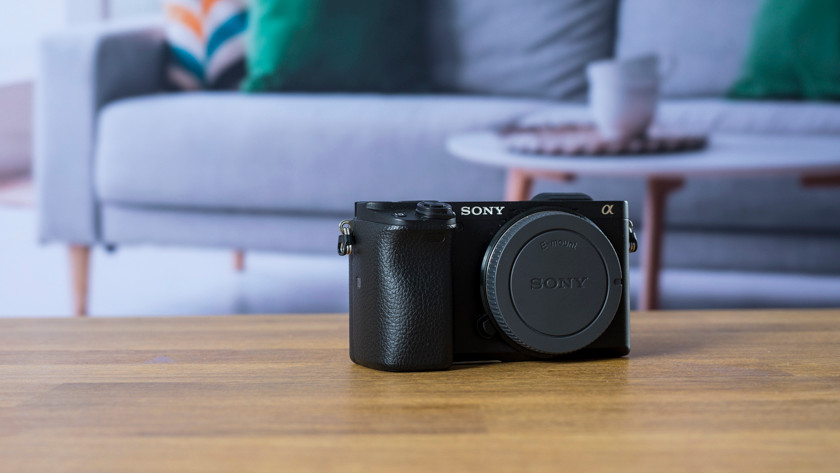 Compare the Sony Alpha A6700 to the A6600 and the A6400 - Coolblue ...