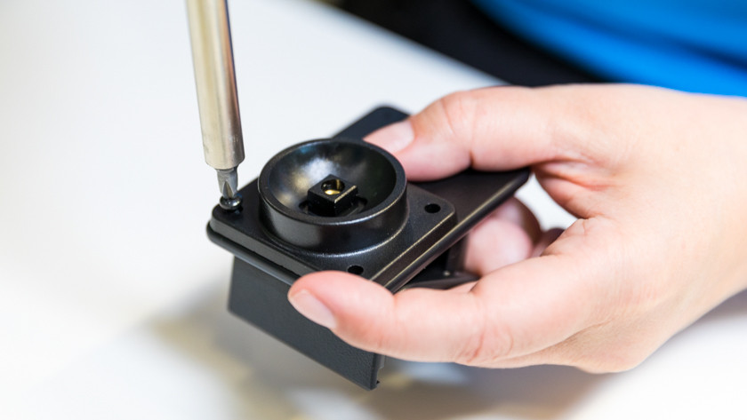 Hoe installeer je jouw Brodit telefoonhouder en ProClip? - Coolblue ...