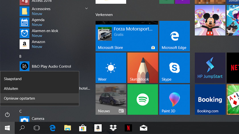 Updating Windows on an HP laptop - Coolblue - Before 23:59, delivered ...