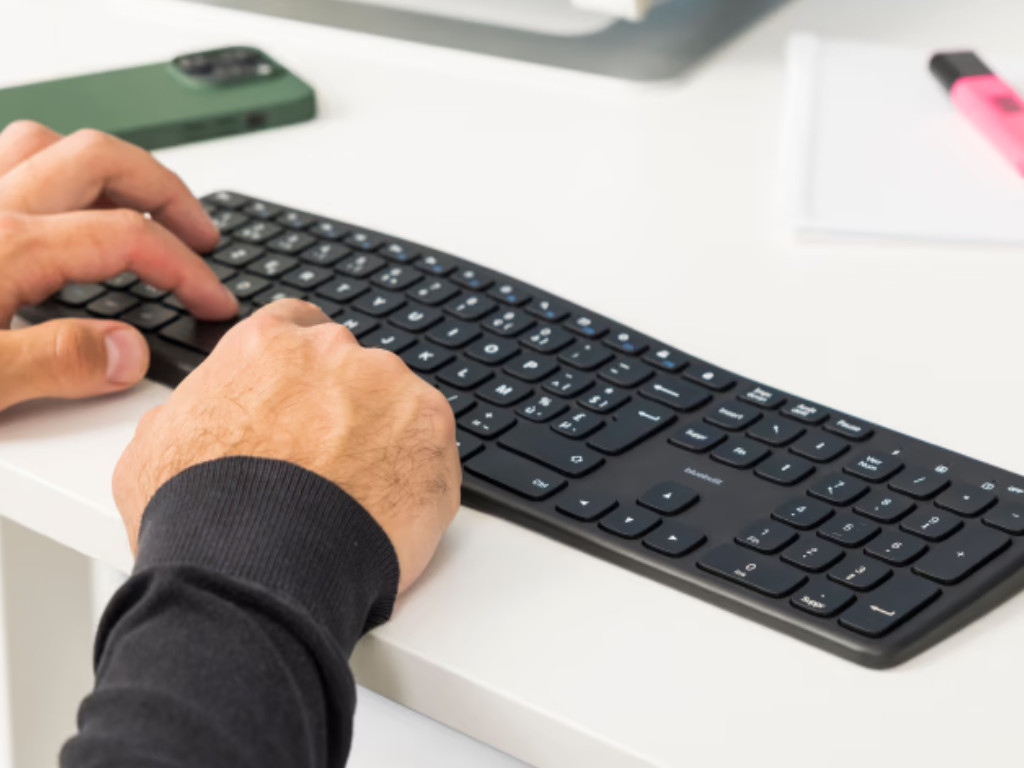 5 tips if your Windows keyboard displays the wrong characters ...
